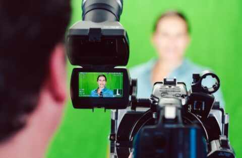 What Is Chroma Keying Green Screen & How to Use It?